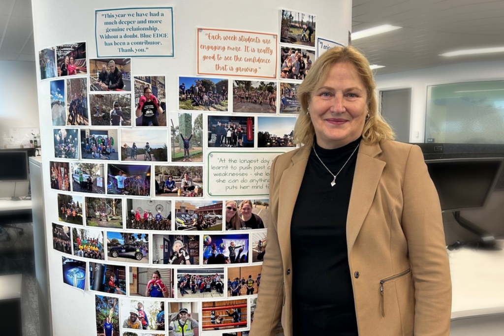 Vote for Deb Robertson as a Westfield Local Hero - Blue Light Victoria